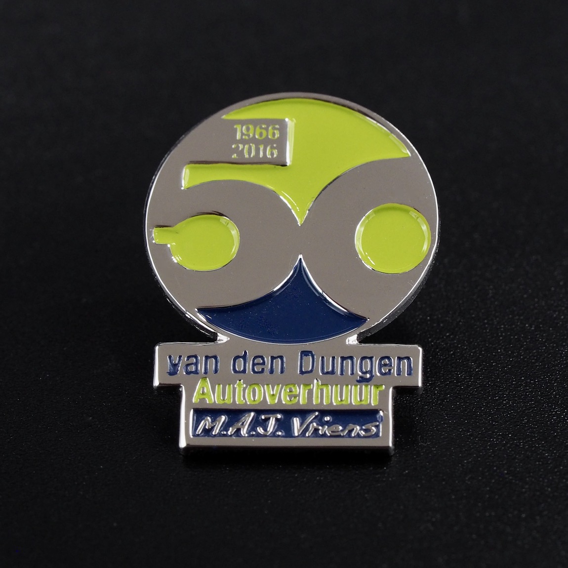 Voor elk soort speldje of pin - Pin's Passion in Nederland